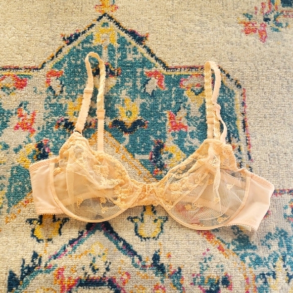 Victoria's Secret | Intimates & Sleepwear | Rare Vintage Victorias ...